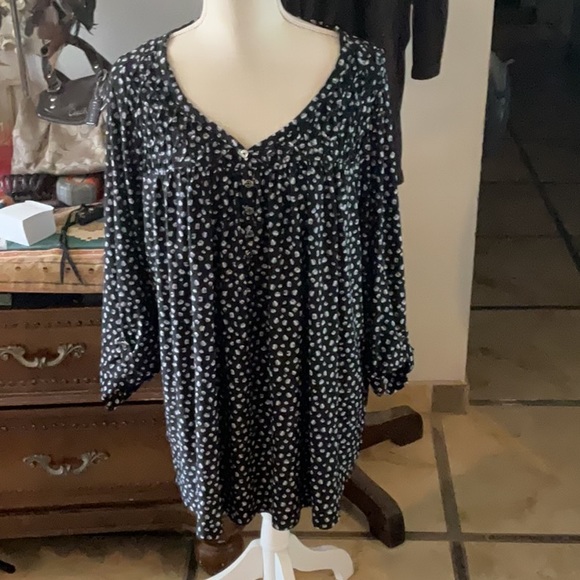 Cocomo | Tops | Cocomo 2xl Blouse | Poshmark